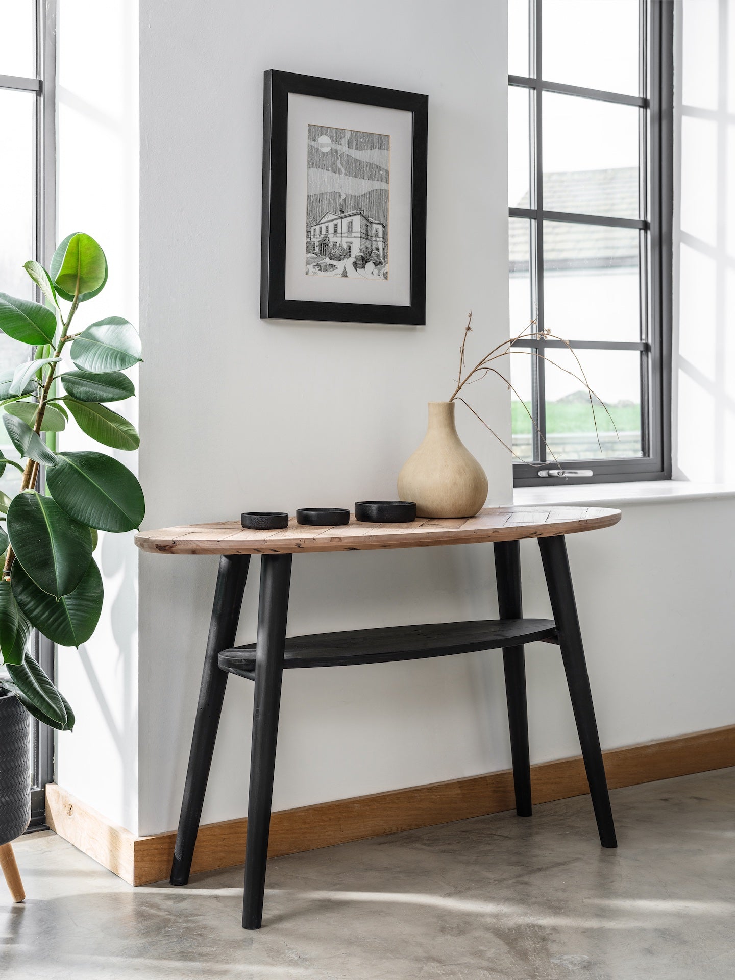 Finlay Oval Console Table – Homebird Furniture